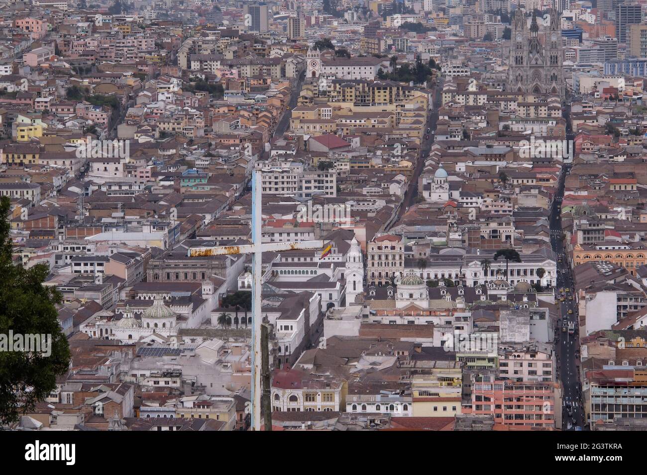 Center world city in quito hi-res stock photography and images - Alamy