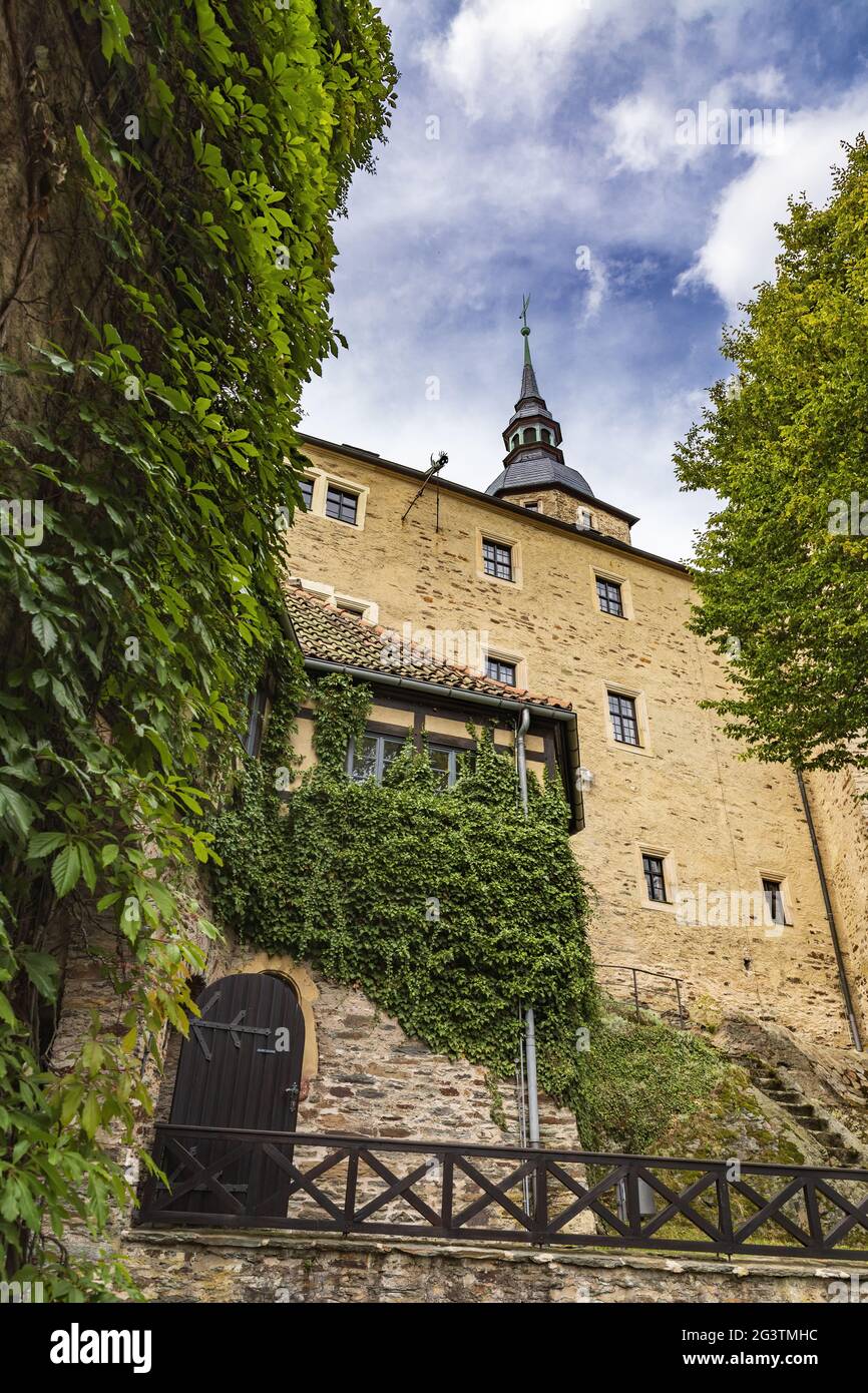 Parts of the OrlamÃ¼nde building and a tower of the ThÃ¼na building of ...