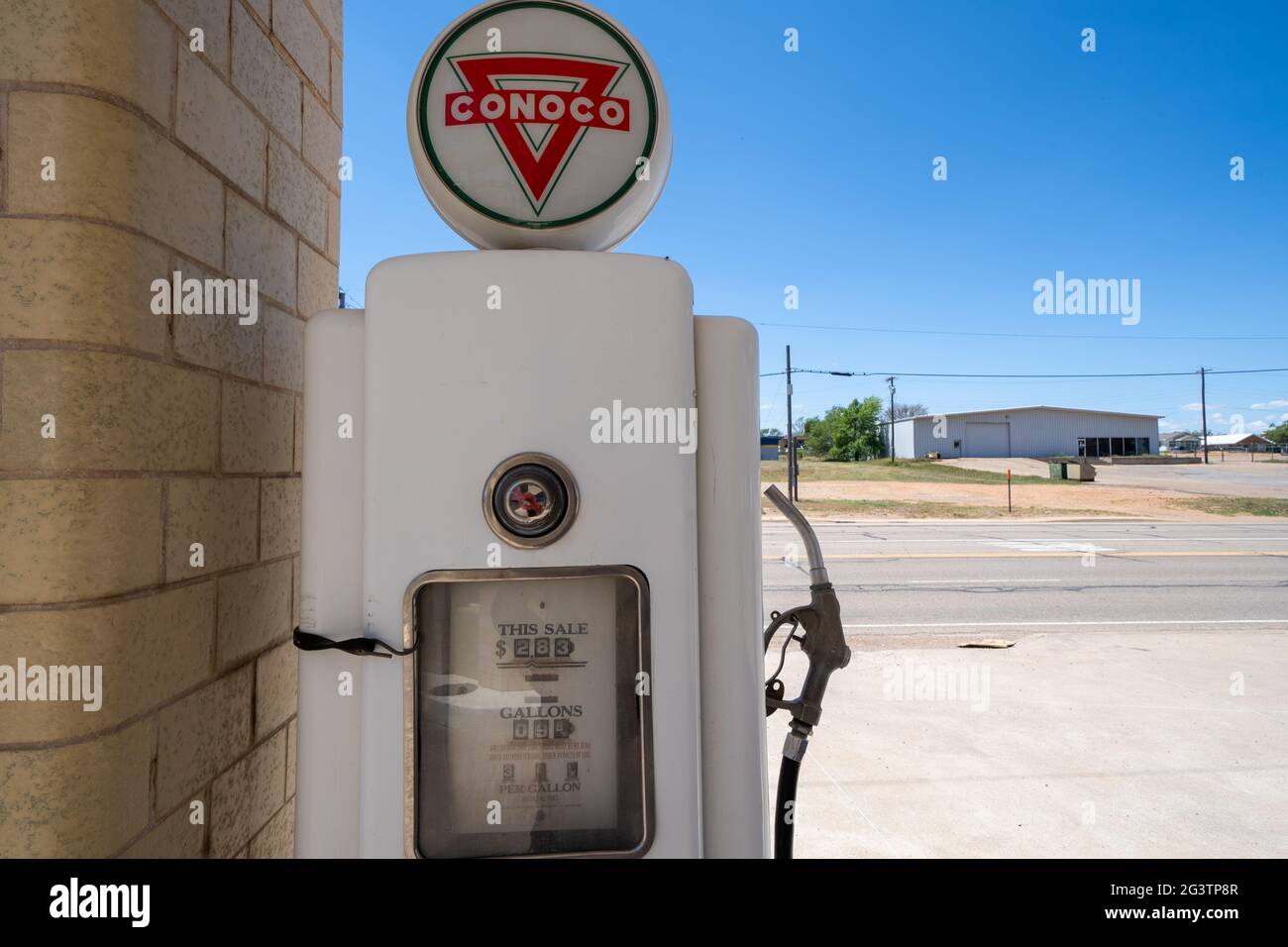 Shamrock, Texas - May 6, 2021: Close of of a vintage Conoco gas pump at ...