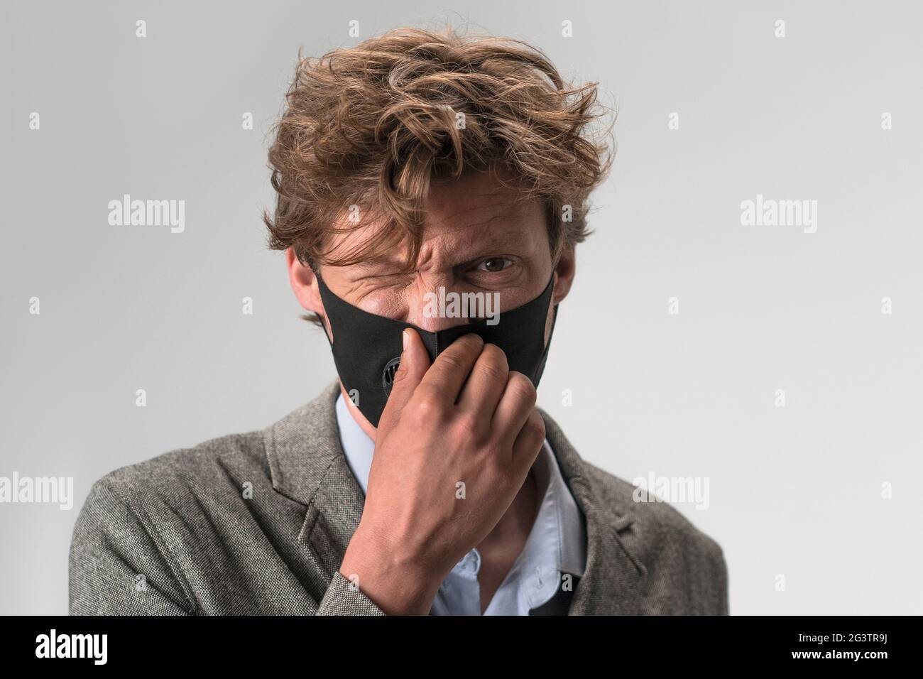 Black male man employee worker working wearing face mask hi-res stock ...