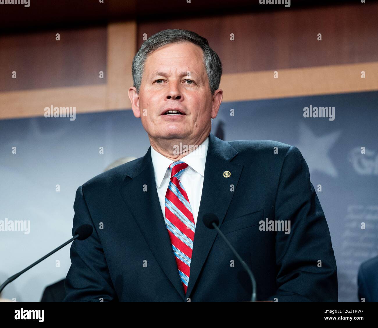 Steve daines hi-res stock photography and images - Alamy