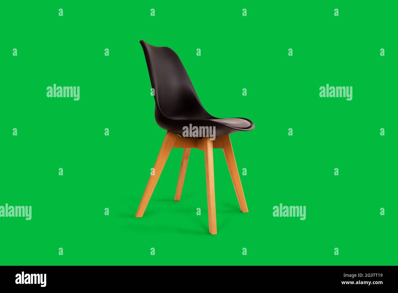 Chair isolated on chroma green screen Stock Photo - Alamy