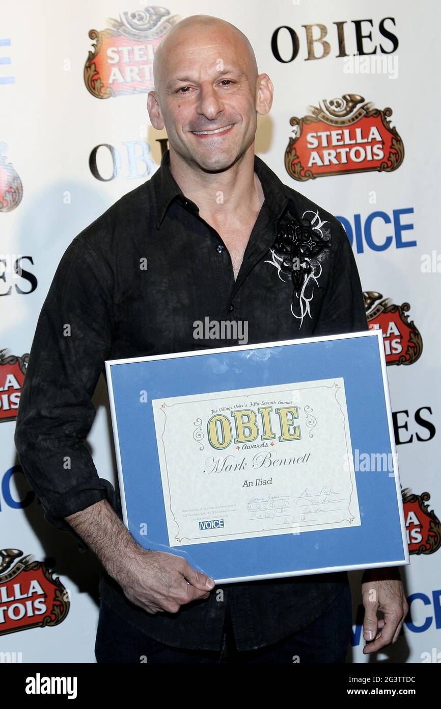 Mark bennett hi-res stock photography and images - Alamy