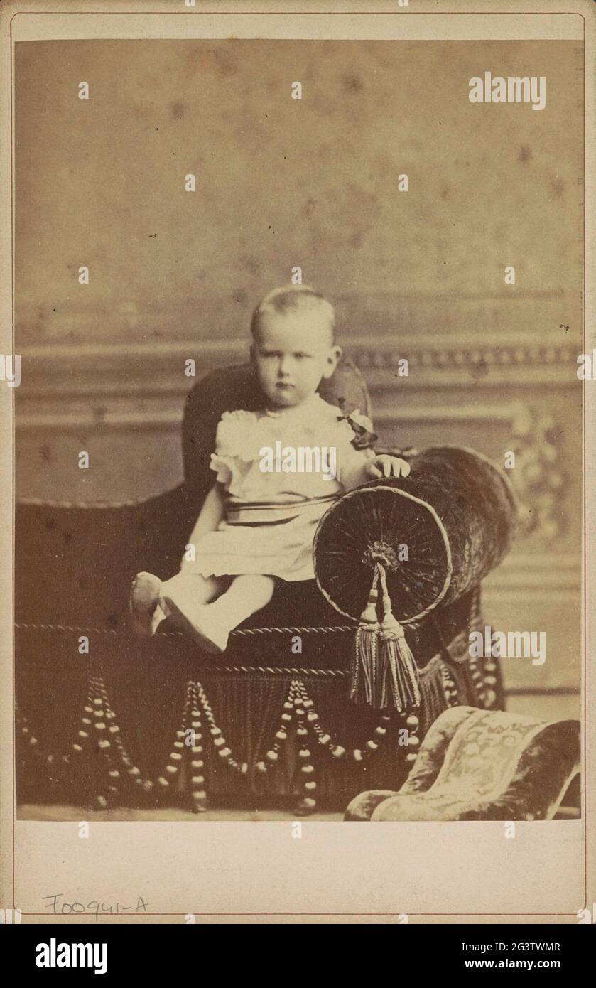 Portrait of Princess Wilhelmina as a toddler sitting on a sofa. Part of ...