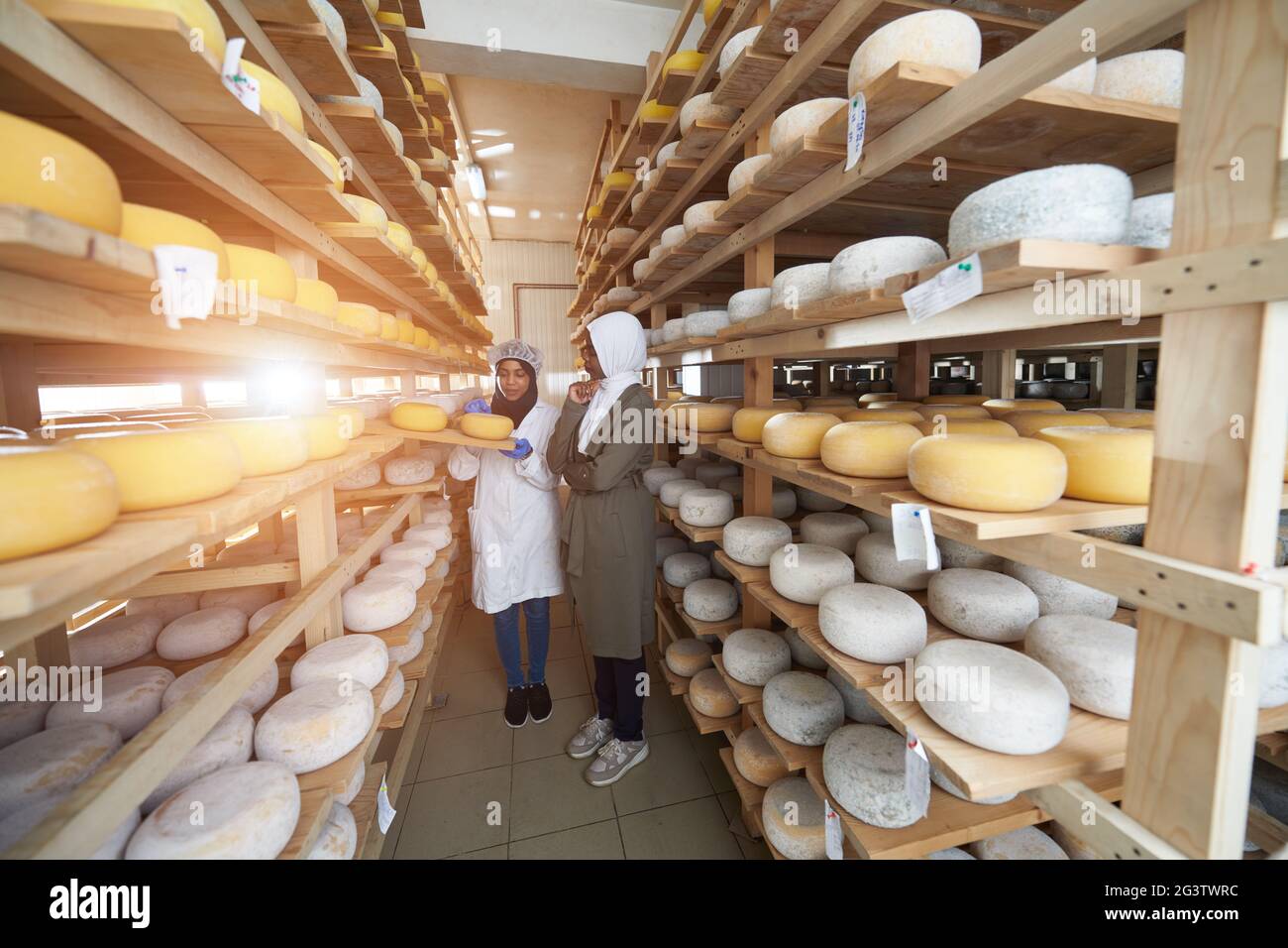 American production of cheese hi-res stock photography and images - Alamy