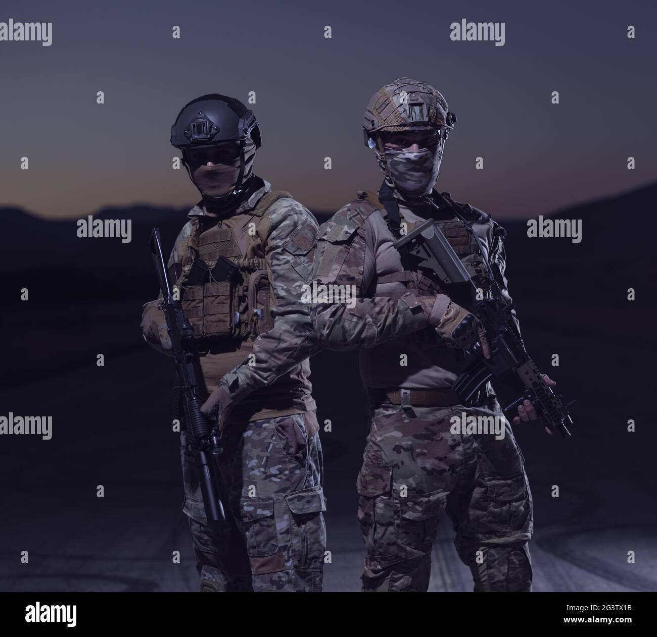 Soldiers squad in night mission Stock Photo - Alamy