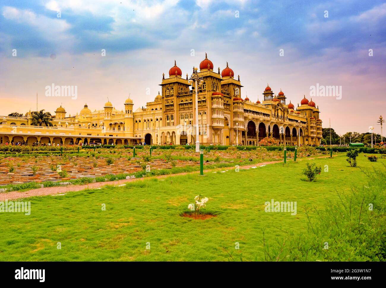 Mysore Palace during the sunset in Mysuru, India Stock Photo - Alamy