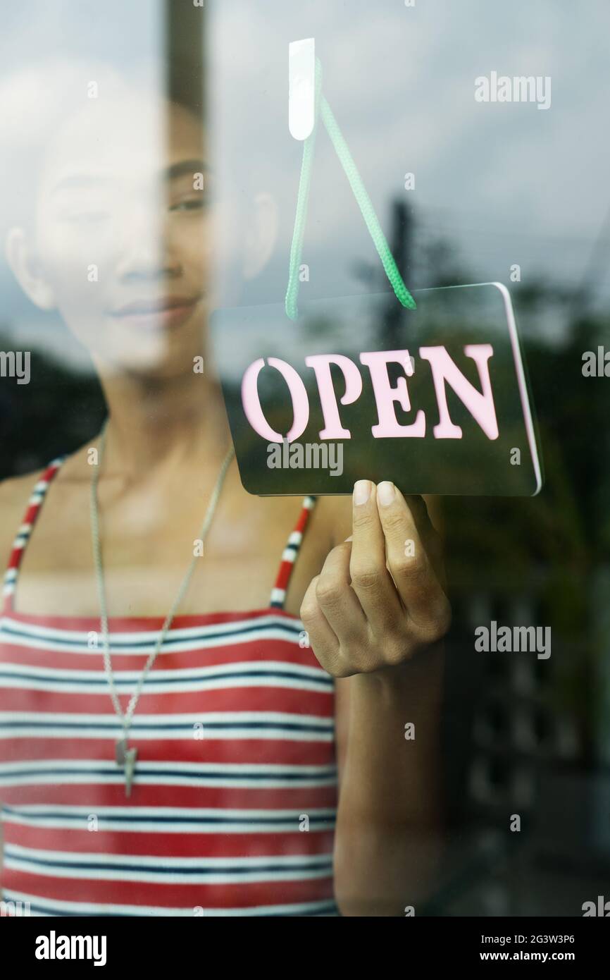 Woman at work sign hi-res stock photography and images - Alamy