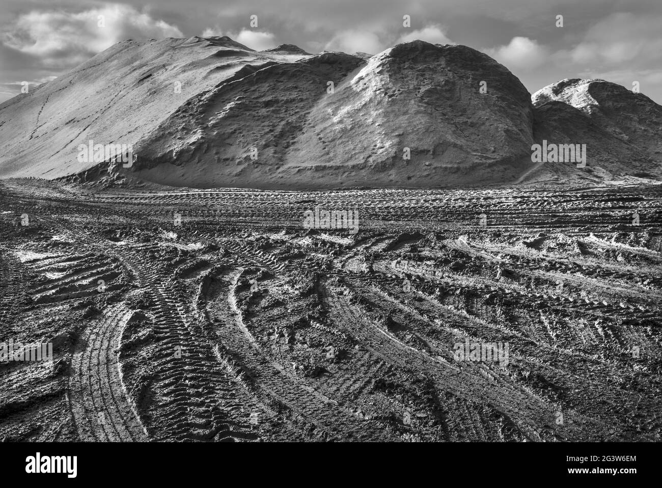 Slag pile hi-res stock photography and images - Alamy