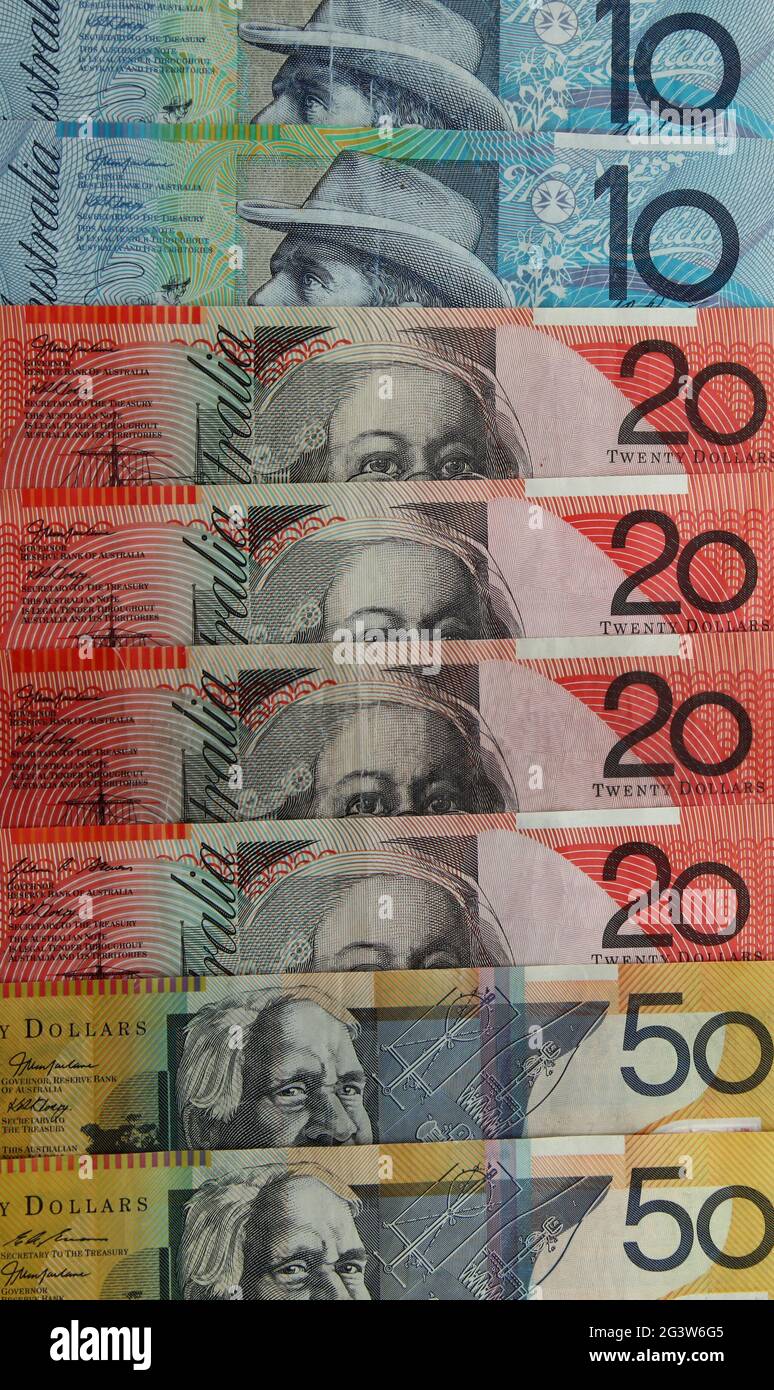 Various Australian notes isolated on white Stock Photo - Alamy