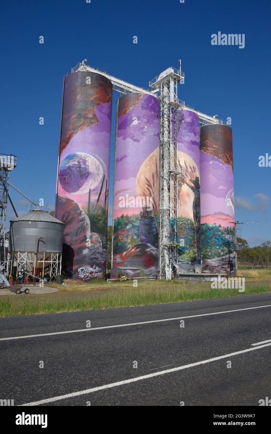 'three moons' silos in central queensland in australia depicts the ...