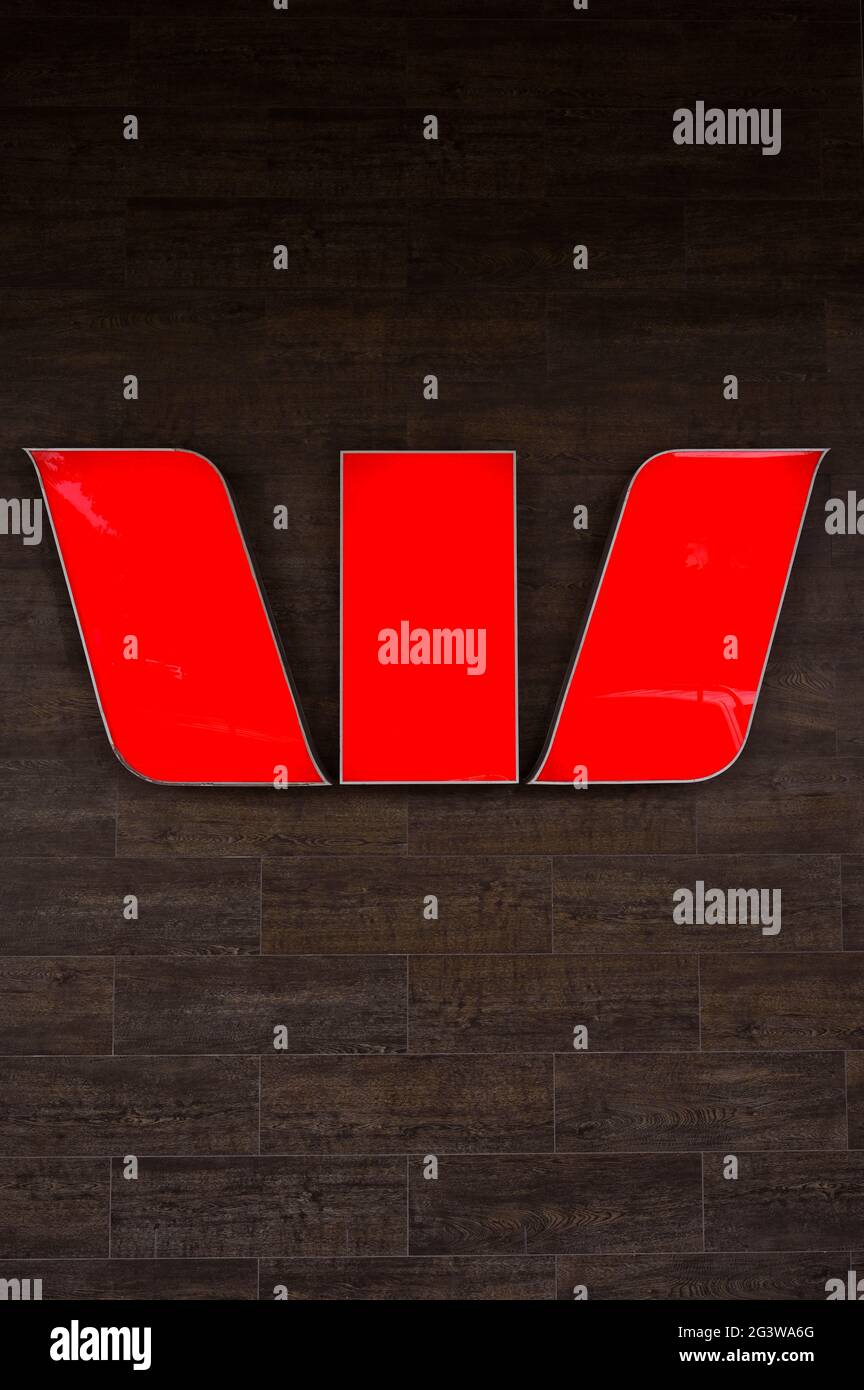 Westpac logo hi-res stock photography and images - Alamy
