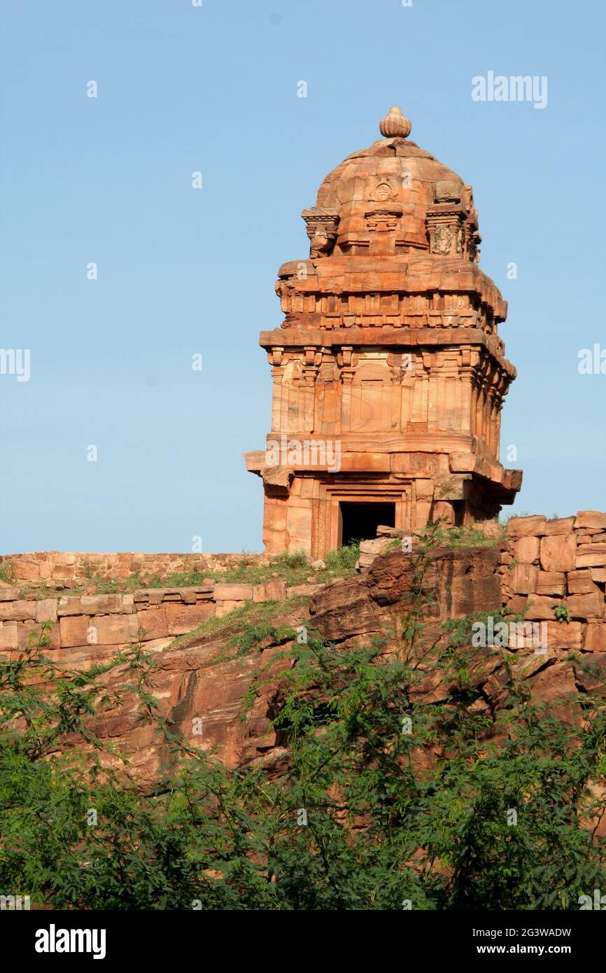 Temple behind Wall Stock Photo - Alamy