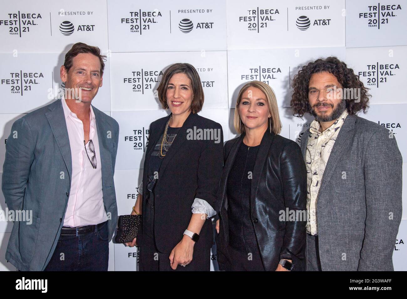 Howard Owens, Abby Greensfelder, Andrea Nix Fine and Sean Fine attend ...