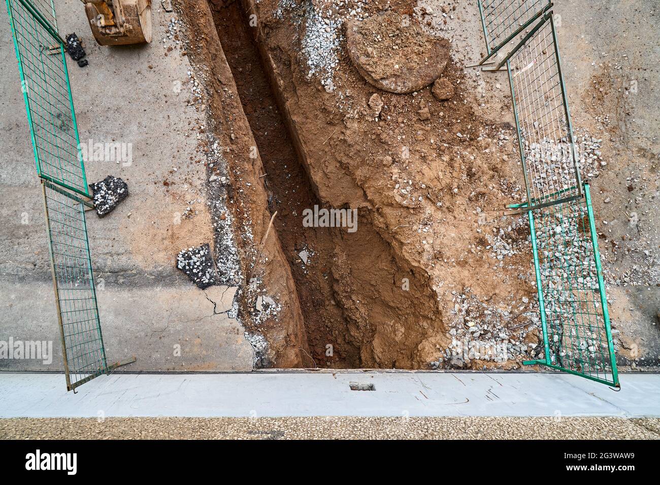 In new trench hi-res stock photography and images - Alamy