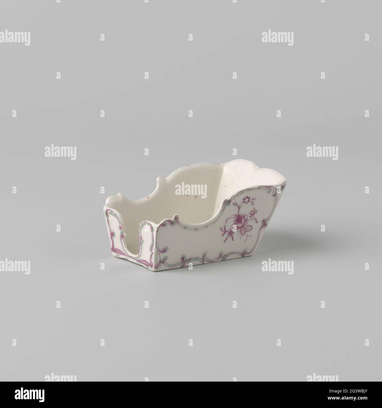 Porcelain pipe sled hi-res stock photography and images - Alamy