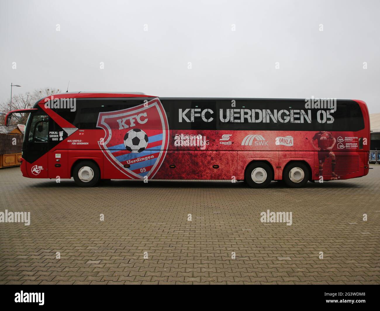 Logo kfc hi-res stock photography and images - Alamy