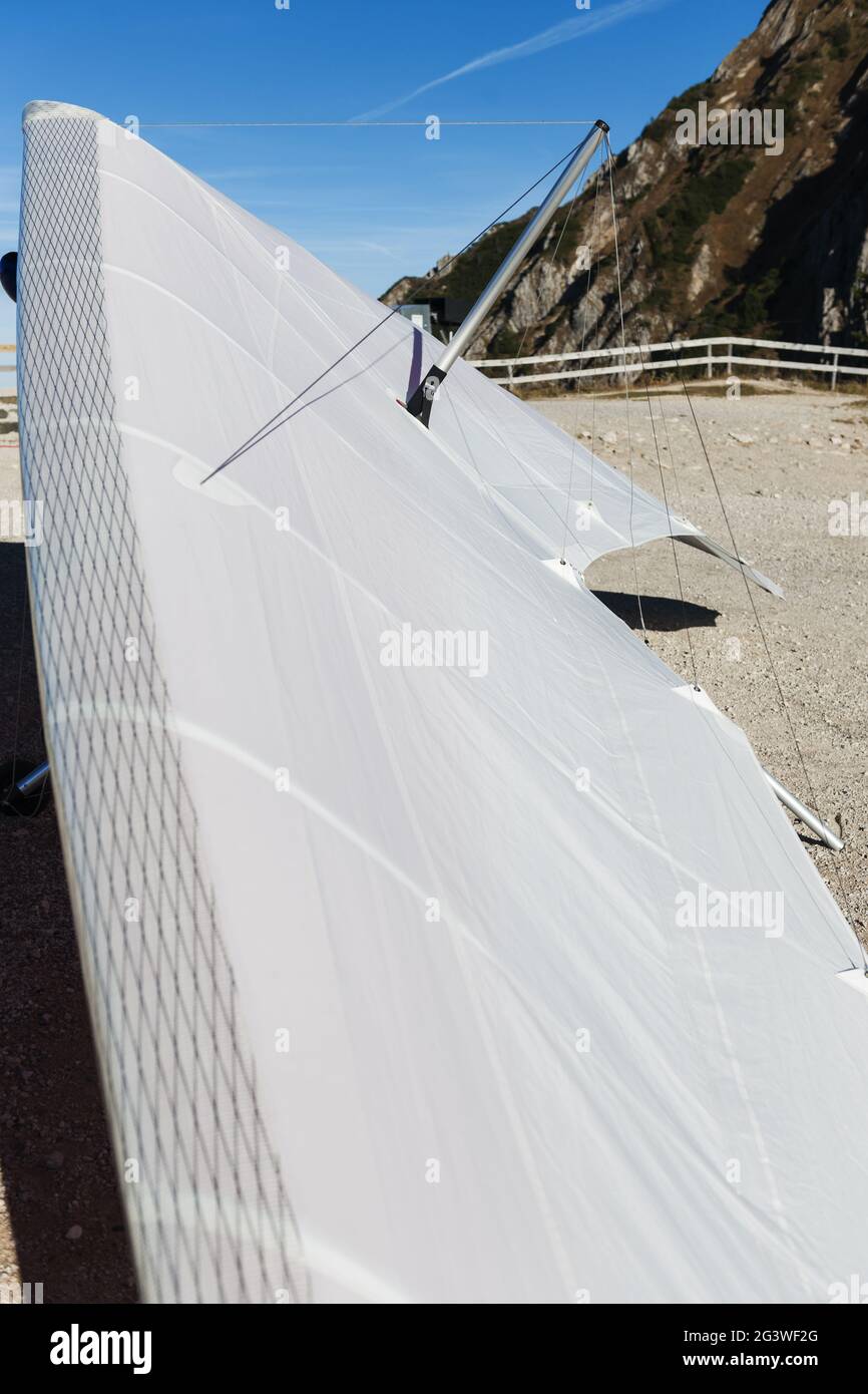 Delta wing glider hi-res stock photography and images - Alamy