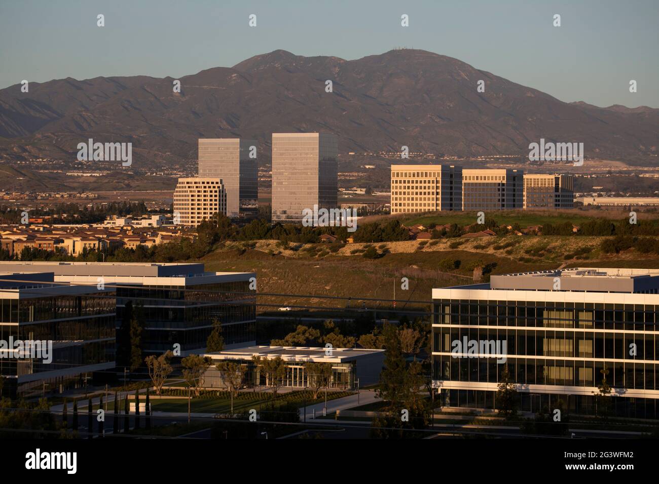 City of irvine skyline hi-res stock photography and images - Alamy
