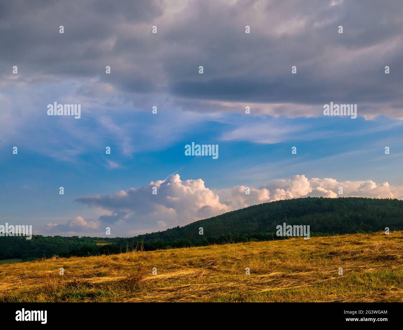 Cumulus clouds distance hi-res stock photography and images - Alamy