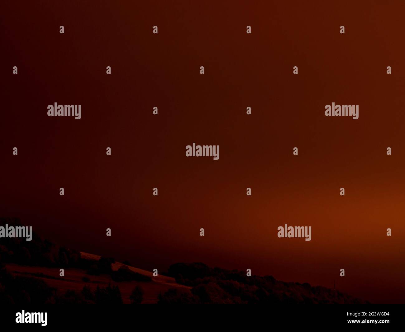 Light pollution in the sky(long exposure at night) - The orange tint is ...