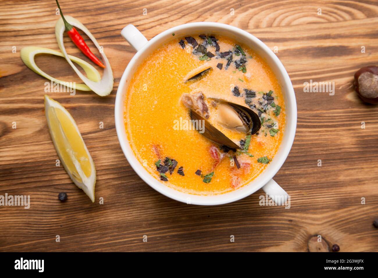 Fish broth hi-res stock photography and images - Alamy