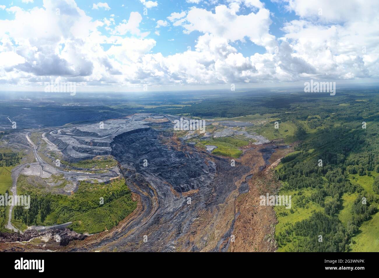 Environmental disaster landscape hi-res stock photography and images ...