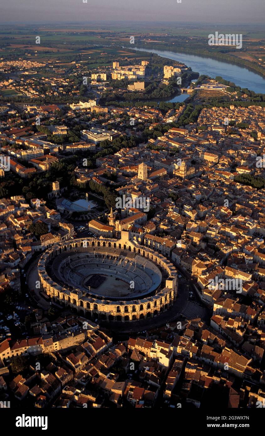 Arles aerial view hi-res stock photography and images - Alamy