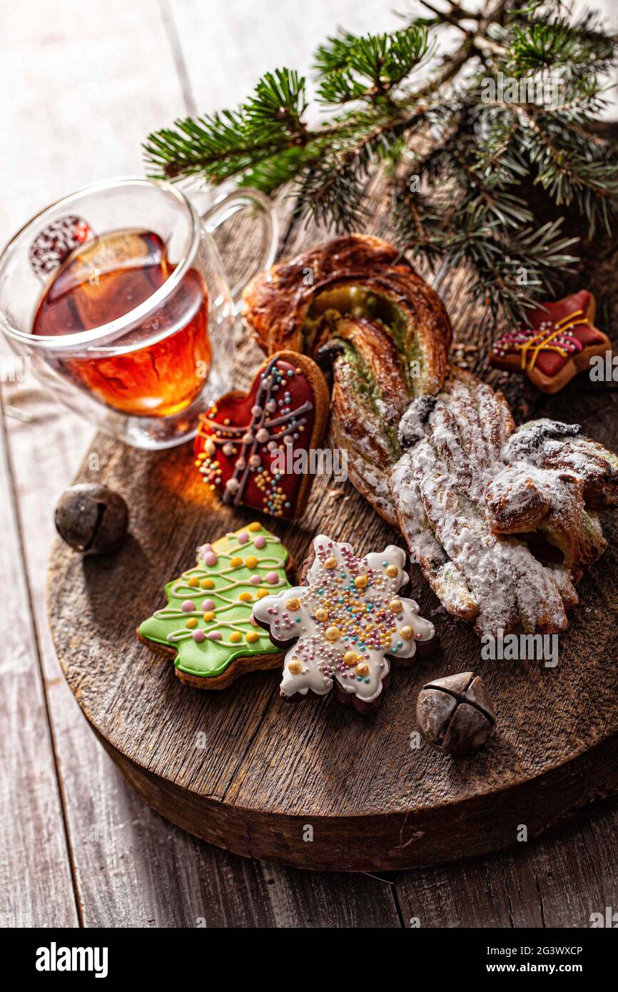 Tea And Cake Stock Photo - Alamy