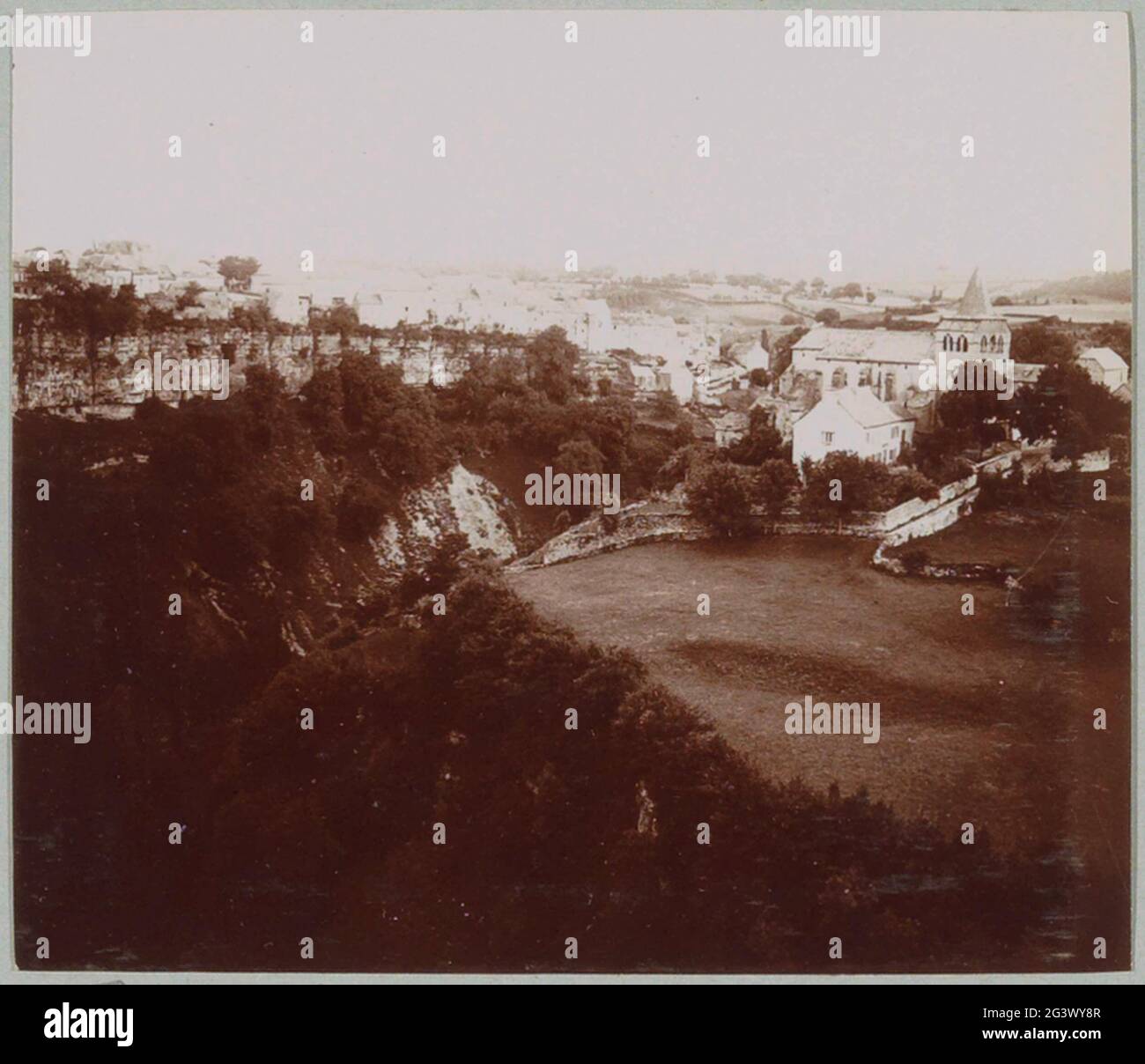 Bozouls hi-res stock photography and images - Alamy