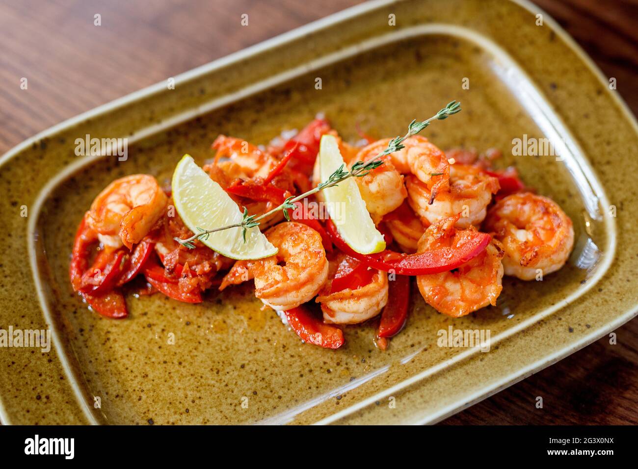 Shrimp and vegetables hi-res stock photography and images - Alamy