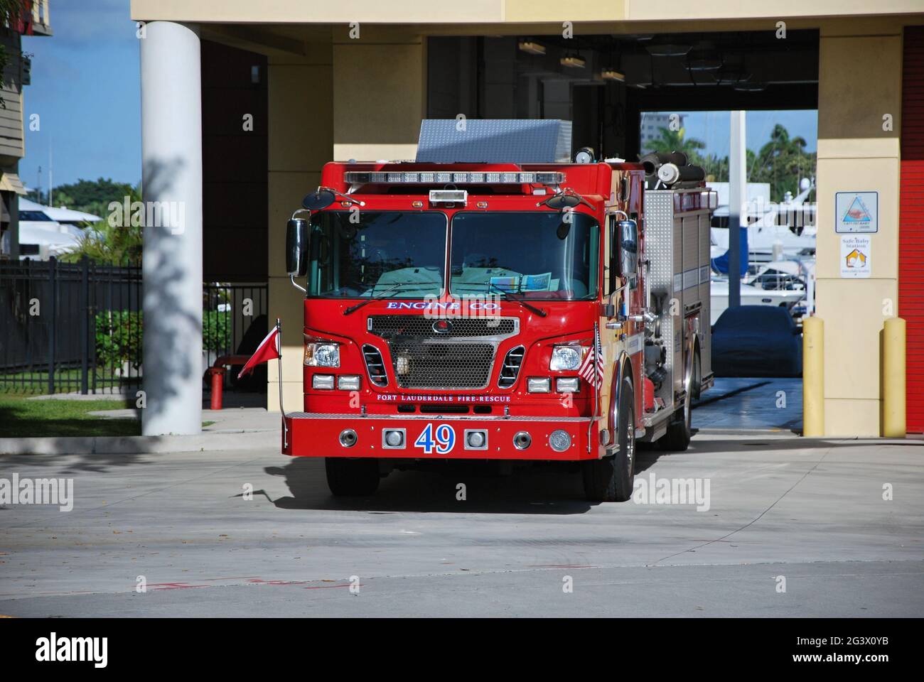 Fire Fighters Engine in Fort Lauderdale Beach, Florida Stock Photo - Alamy