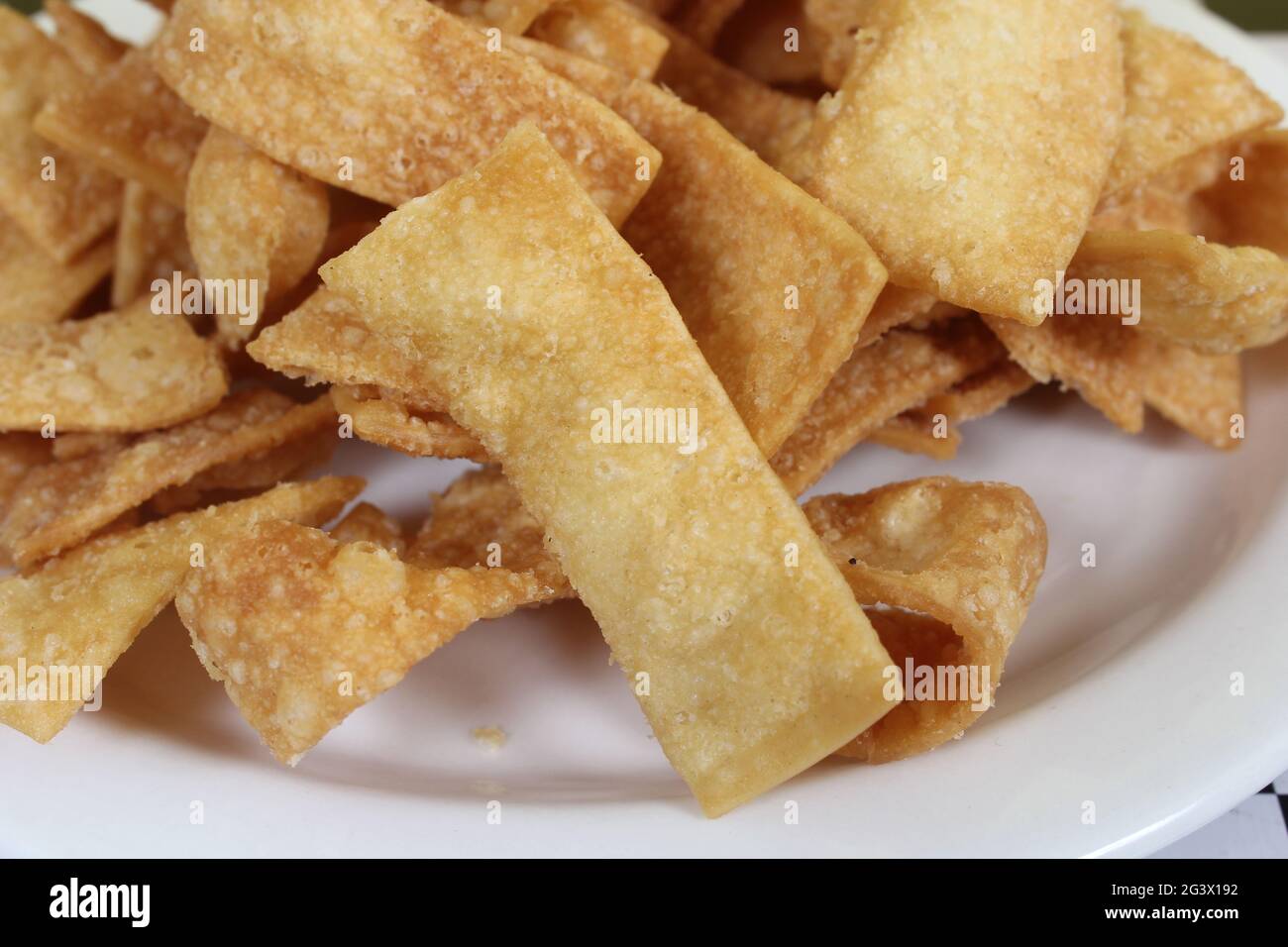 Fried Chinese Wonton Snack Chips Served at Asian Restaurant Stock Photo ...