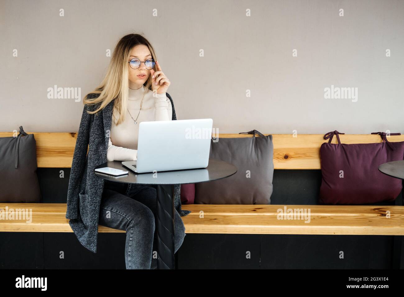 Side Jobs to Make Some Extra Money. Earn extra money, Side hustle ...