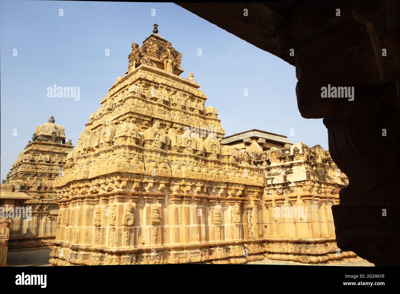 India structural temples hi-res stock photography and images - Alamy