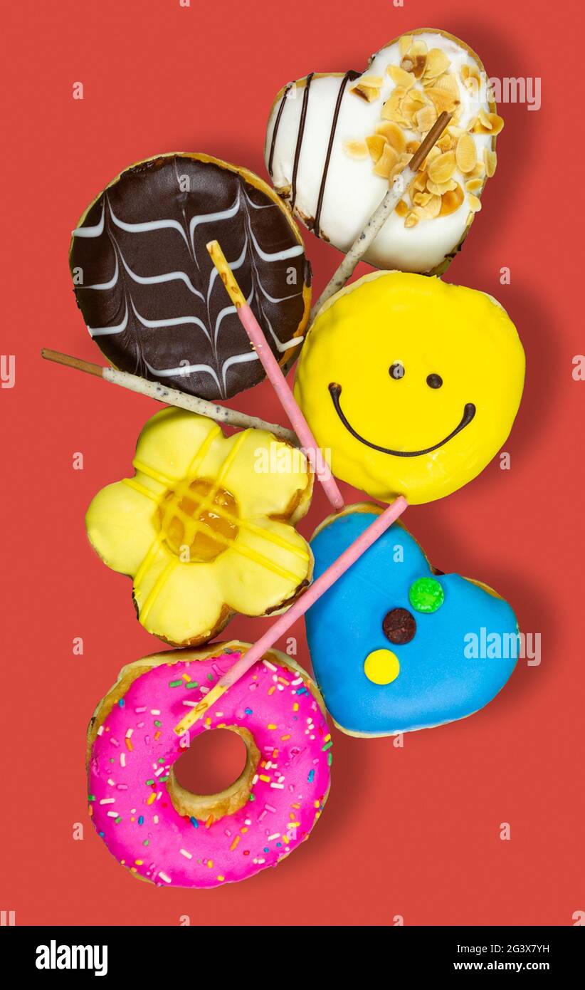 Donut smiley face hi-res stock photography and images - Alamy
