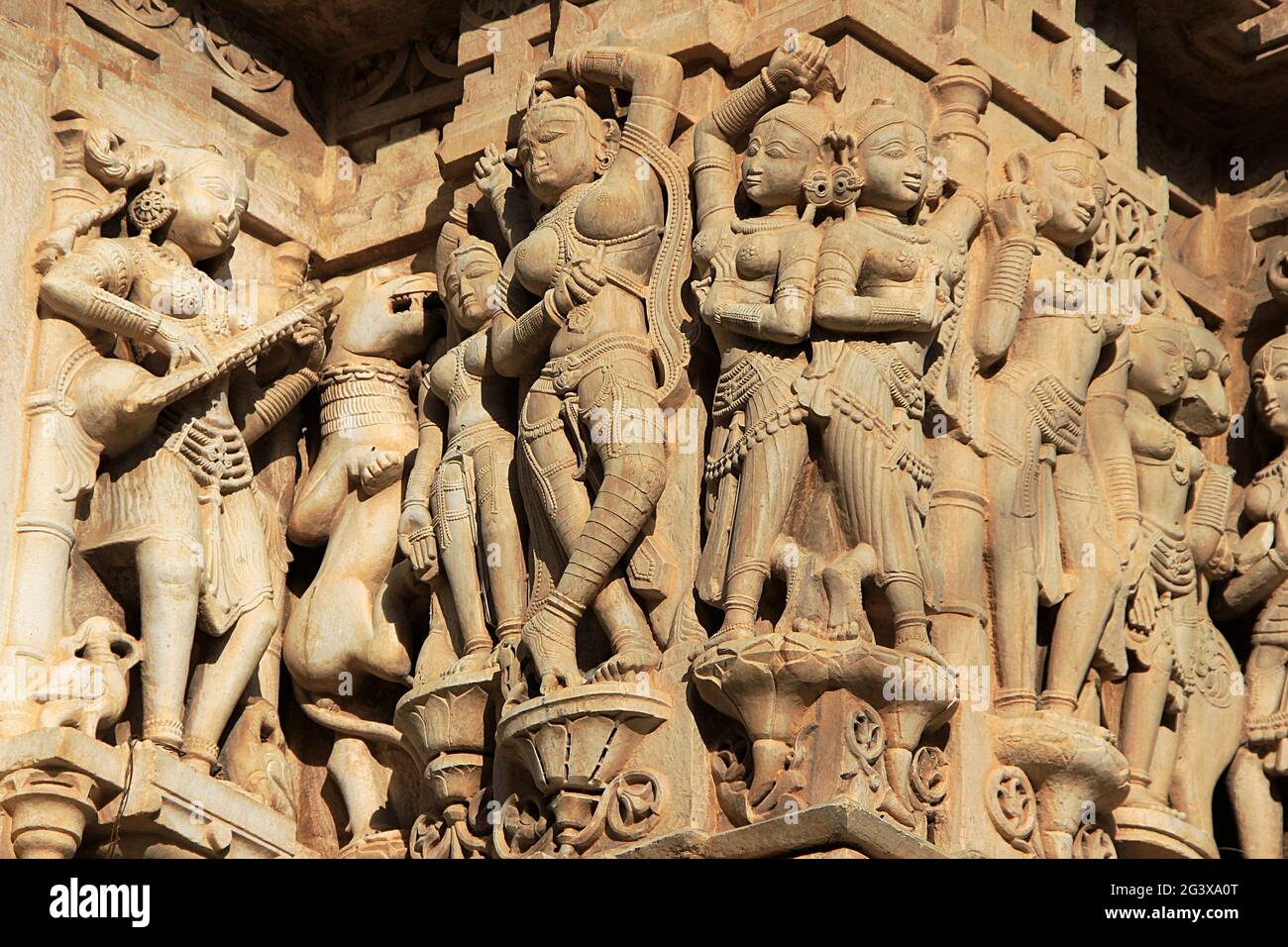 Stone Lady Poses Galore Stock Photo - Alamy