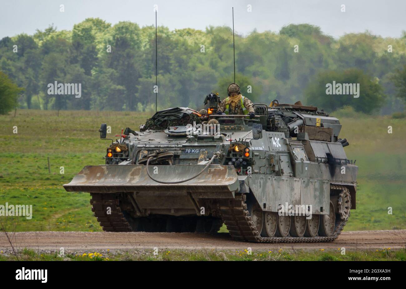 British Army Challenger (Tank) Armored Repair and Recovery Vehicle ...