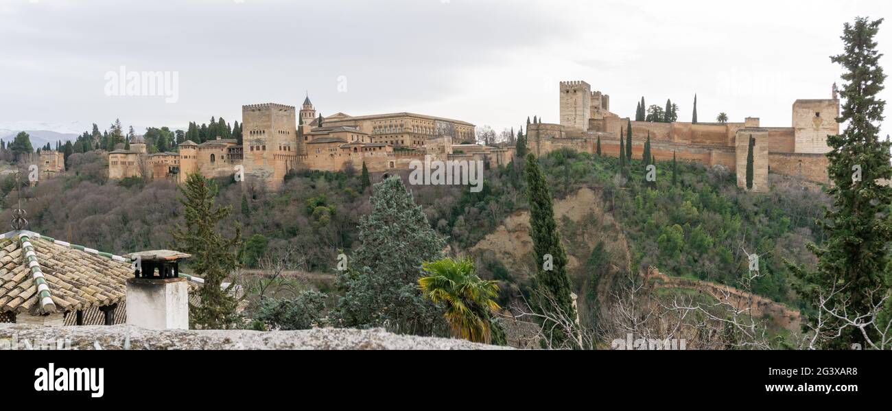 Panorama view of the Alhambra Palaces above Granada in Andalusia Stock ...