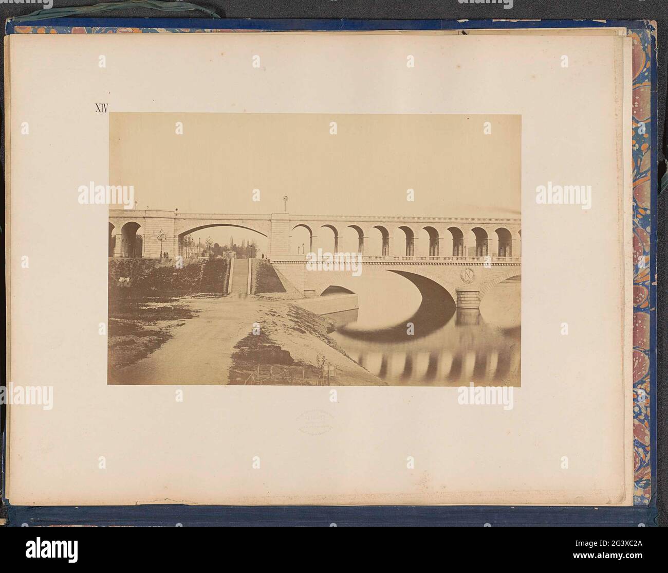 View of the Viaduc d'Achuil, seen from the quay along the Seine at ...