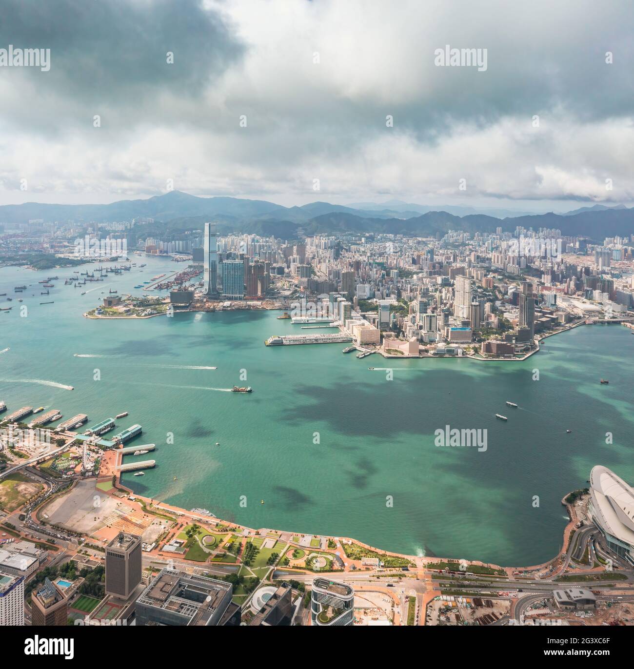 Amazing aerial view of the Victoria Harbour of Hong Kong, Clear sunny ...