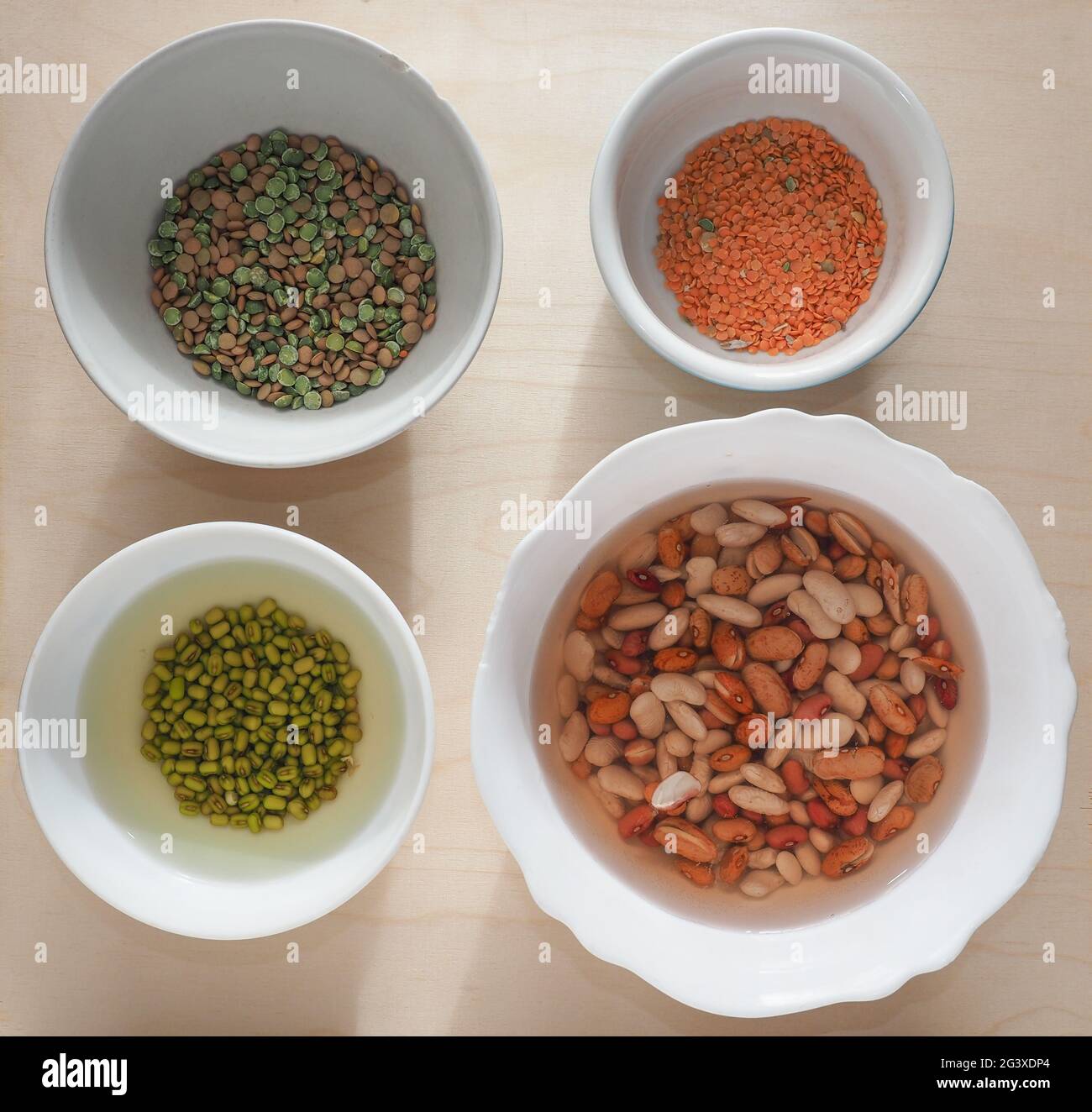 Mixed lentils hi-res stock photography and images - Alamy