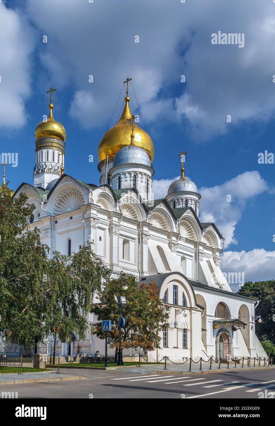 Moscow cathedral archangel hi-res stock photography and images - Alamy