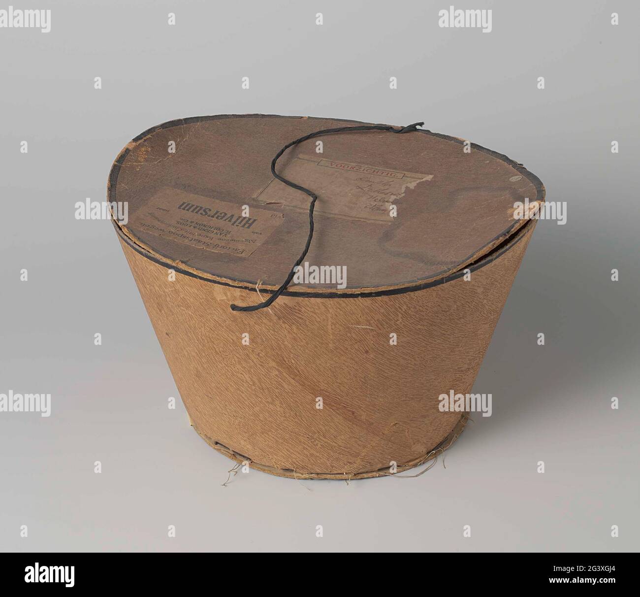 Cooper box hi-res stock photography and images - Alamy