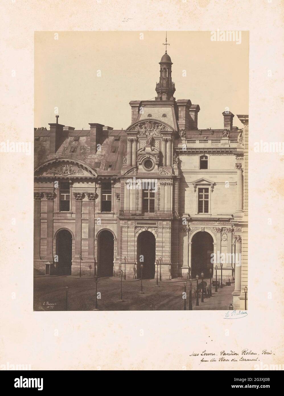 New louvre pavilion hi-res stock photography and images - Alamy