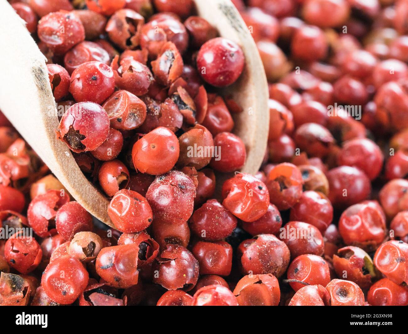 Dried pink peppercorn Stock Photo - Alamy