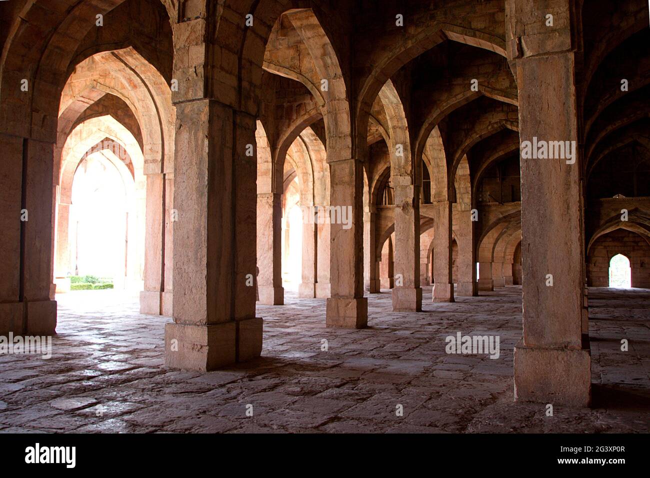 Arches and Pillars of Masjid, Mandu Stock Photo - Alamy
