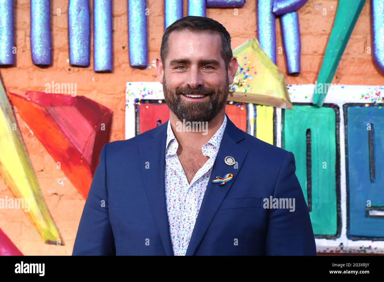 Halletts Point, NY, USA. 17th June, 2021. Brian Sims arrives at the ...