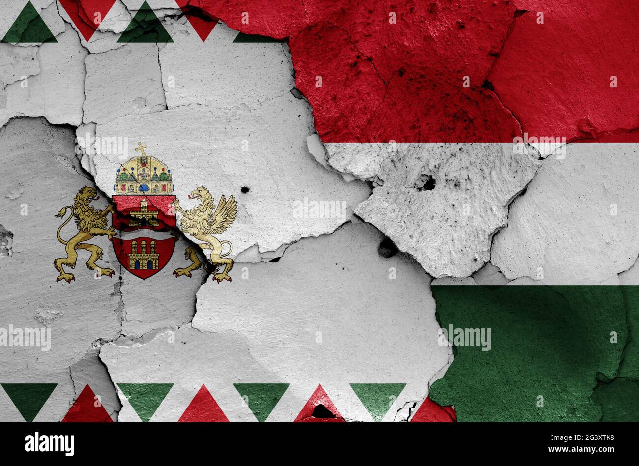 Flags of Budapest and Hungary painted on cracked wall Stock Photo - Alamy