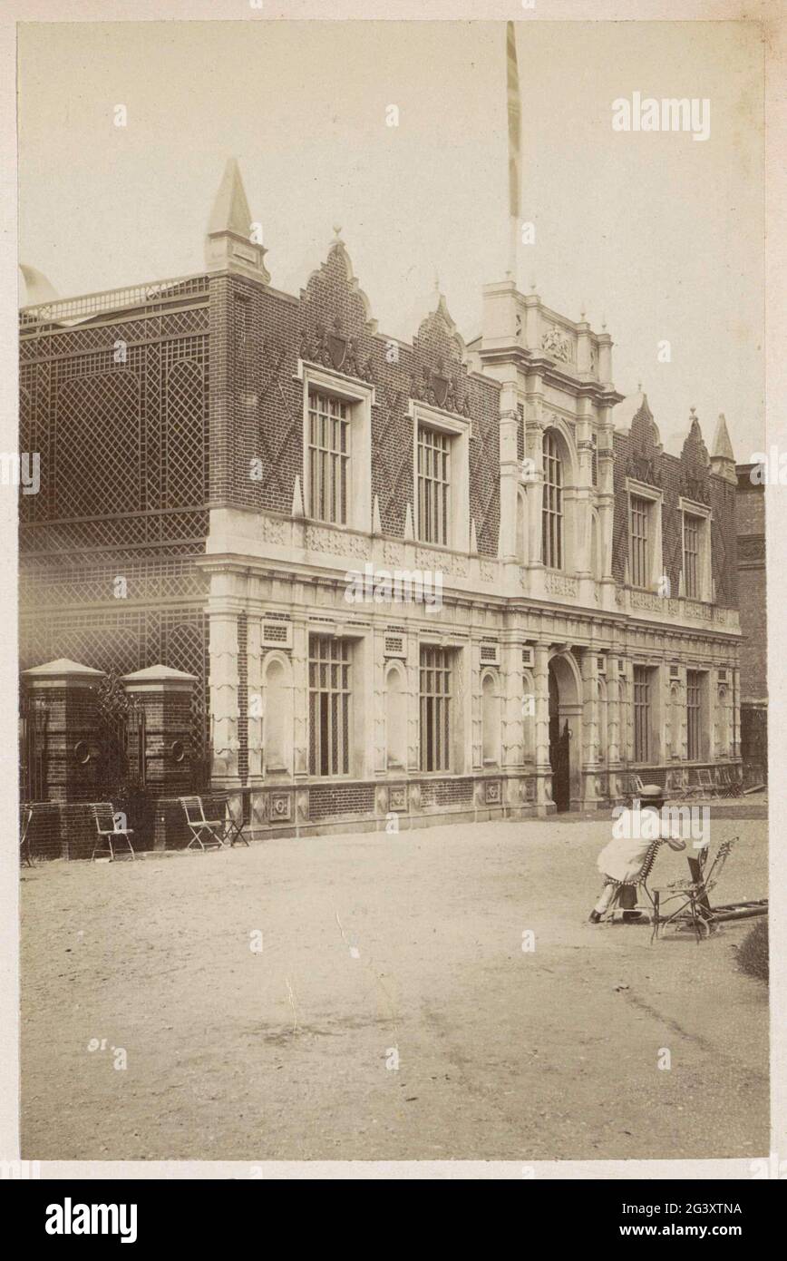 English pavilion at the World Exhibition in Paris in 1889; England ...